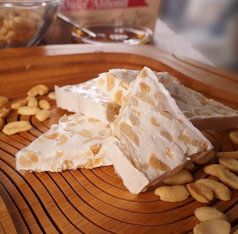 ТУРРОН с архисом (Нуга с орехами) 100г