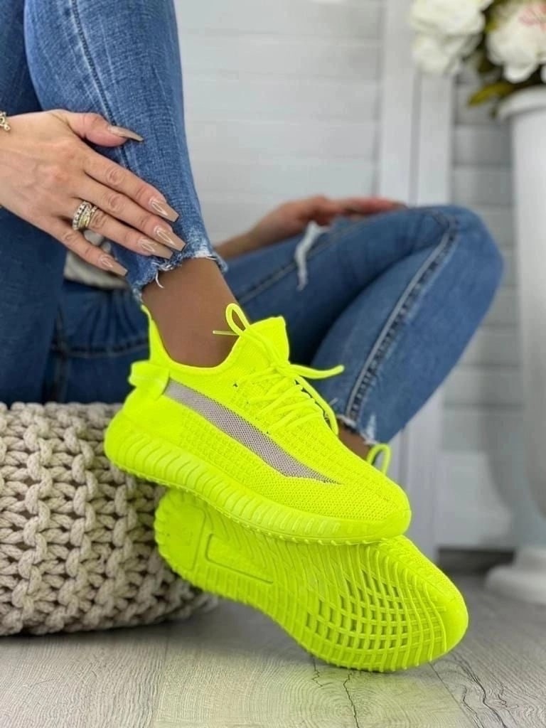 Кроссовки SV