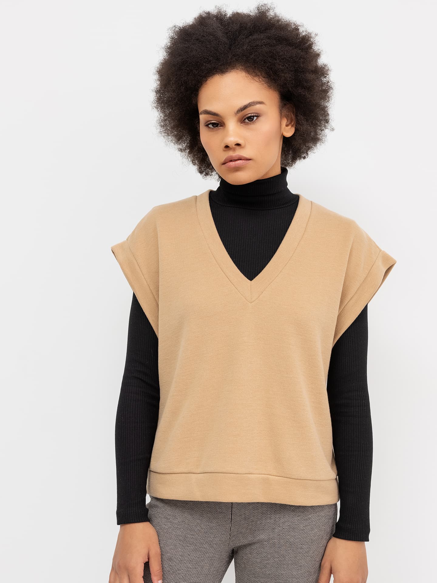 ЖИЛЕТ ЖЕНСКИЙ 172085 172085 песочный 1050 Mark Formelle