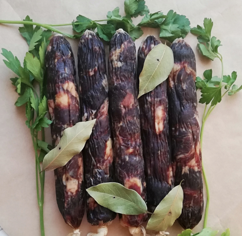 Колбаса конская сыровяленая . Махан